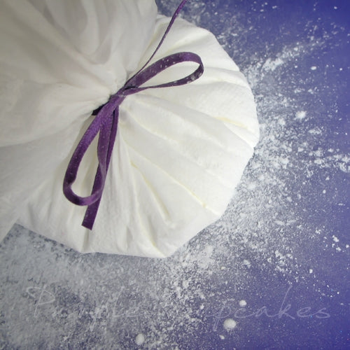 Cornflour Dusting Pouch - by Purple Cupcakes – Latorta